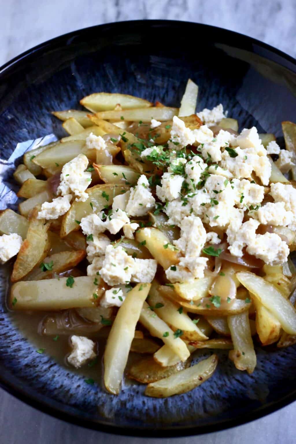 Vegan Poutine (GF) - Rhian's Recipes