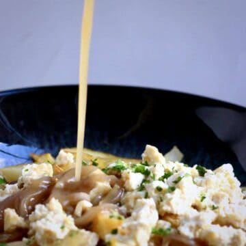 Vegan Poutine (GF) - Rhian's Recipes